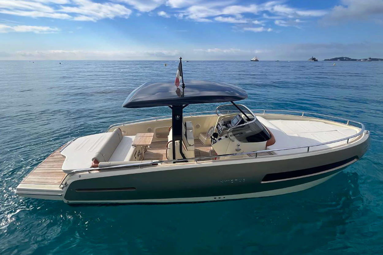 Invictus GT280 - Pre-owned - Beaulieu Marine